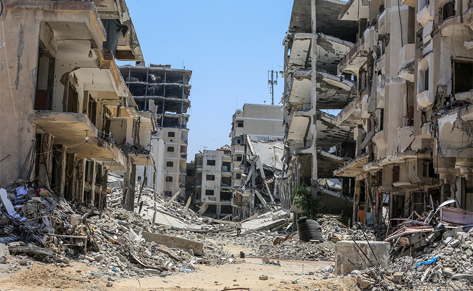 Enduring War: A Young Woman’s Story From Gaza - SAT-7 USA